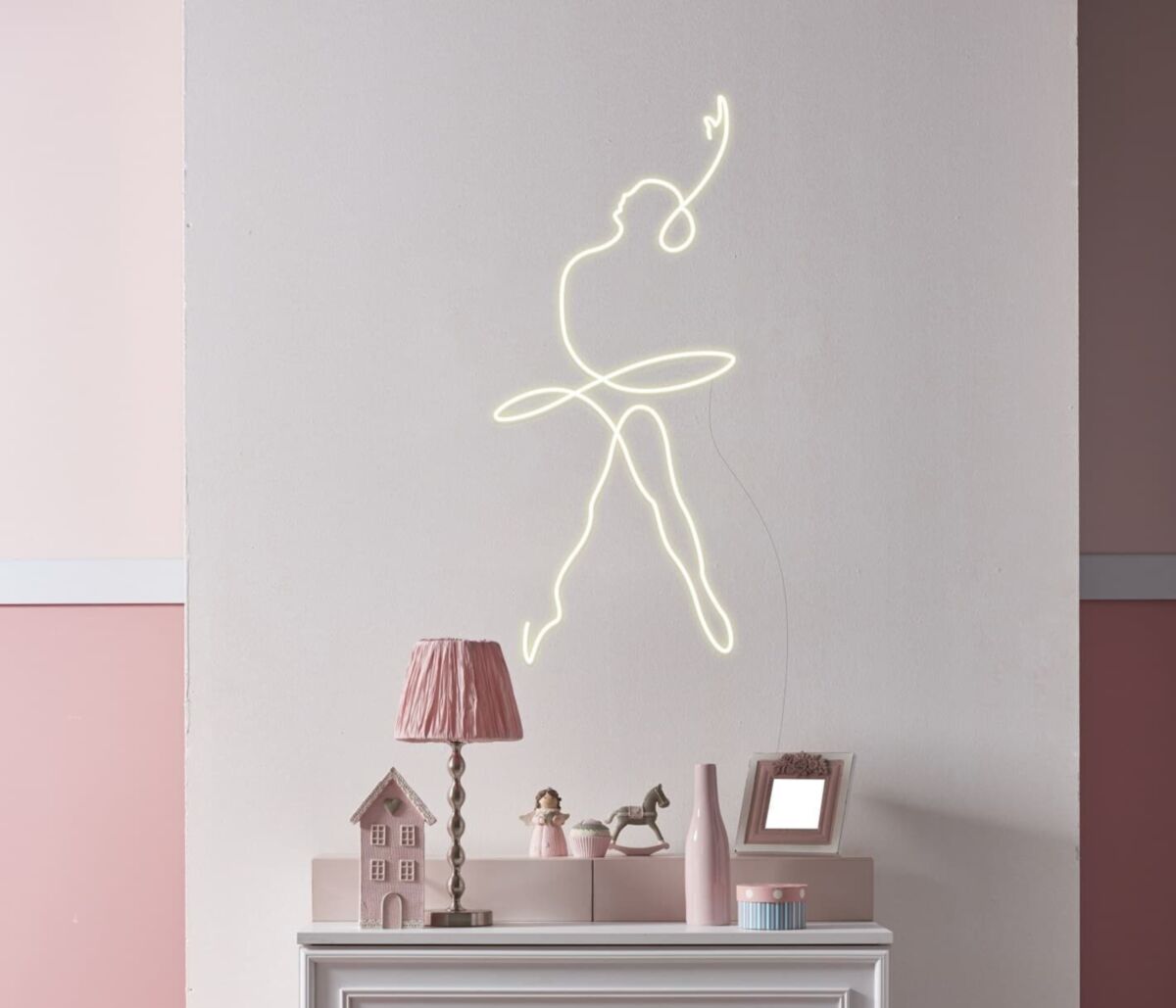 Ballet Dancer Neon Sign